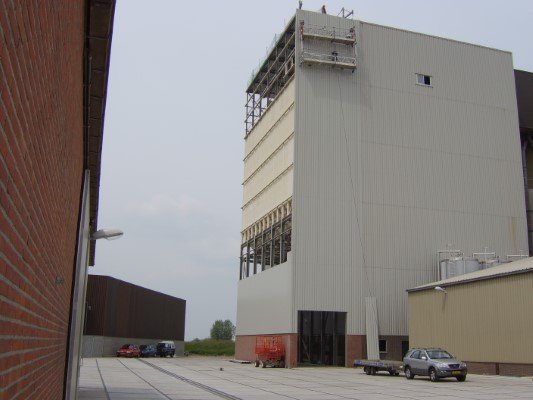 Gebrs. Fuite: mengvoeder fabriek in Genemuiden (Nederland) - Maas dak ...